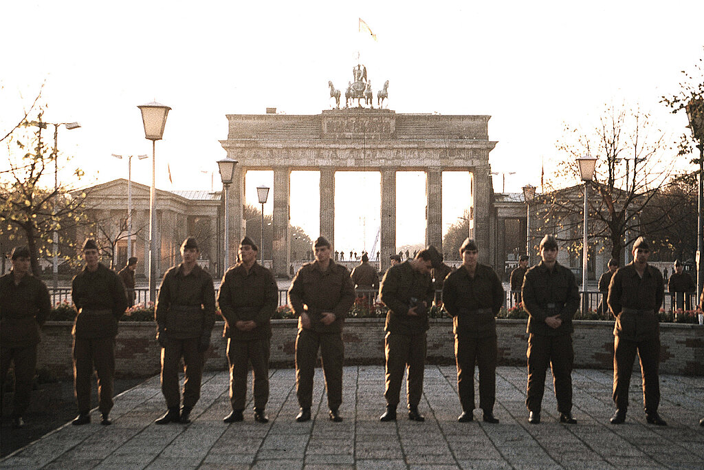 Brandenburg Gate - Orte der Einheit